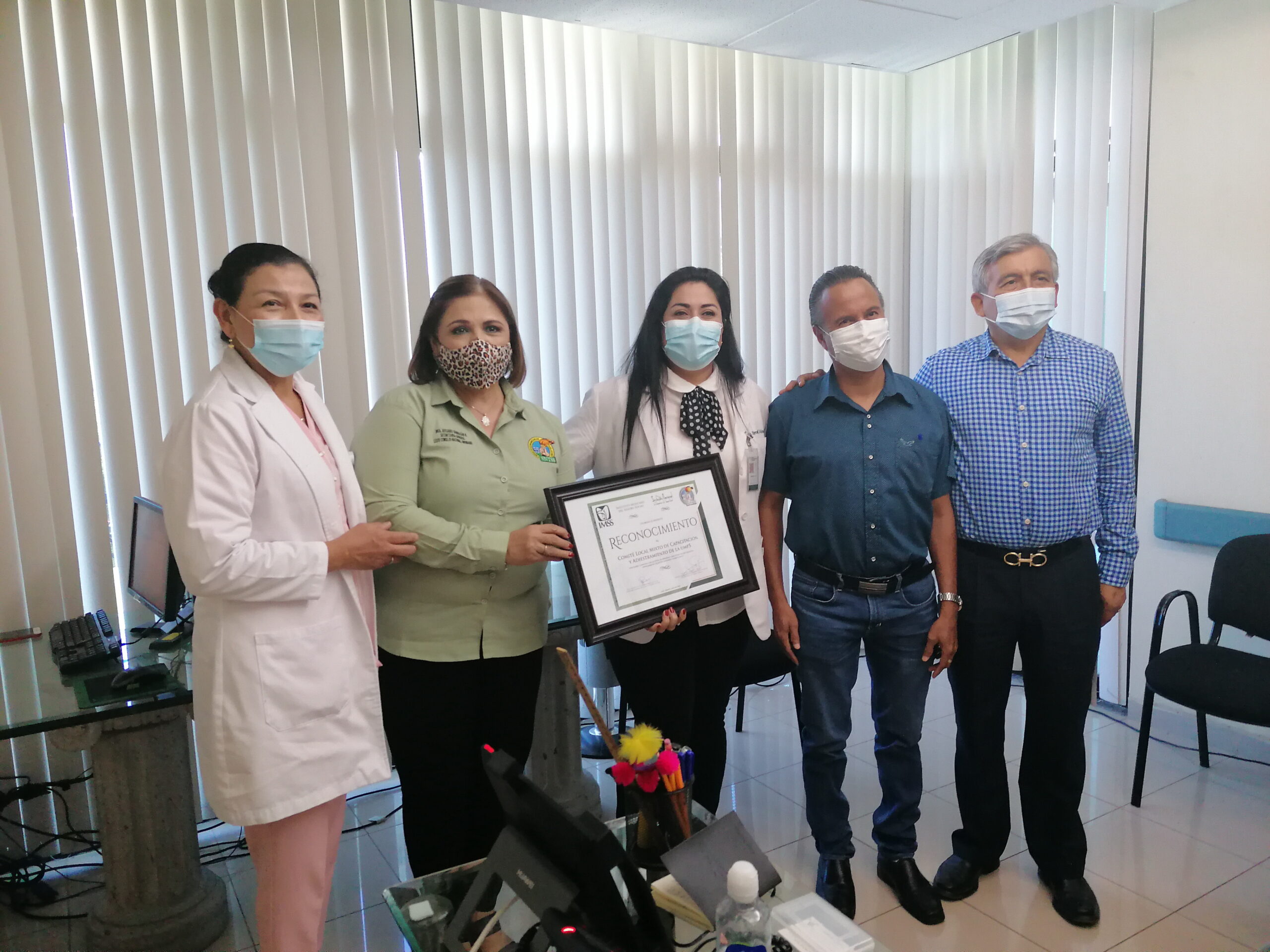 Recibe reconocimiento la UMF No. 5 del IMSS | Meridiano.mx