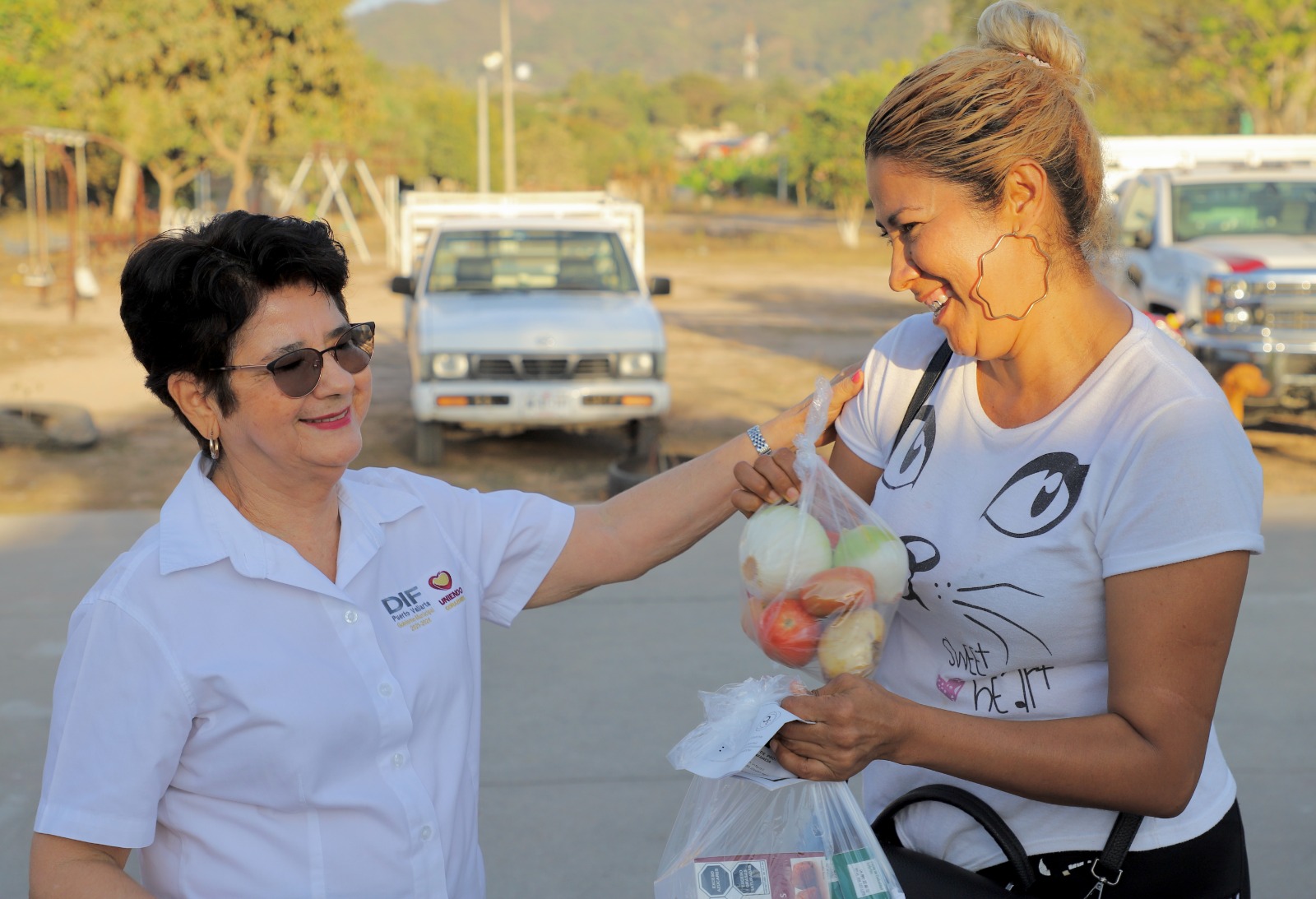 Beneficia DIF Contigo a la colonia Saltillo | Meridiano.mx