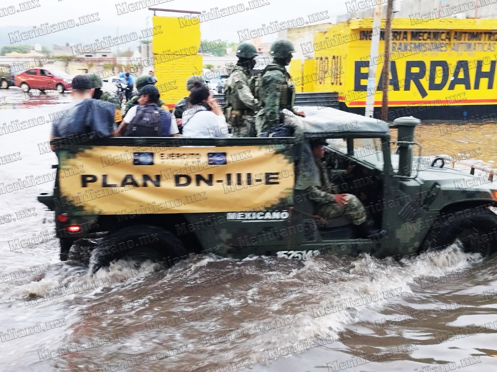 Ejército Mexicano aplica Plan DN-III-E en avenida Independencia ...