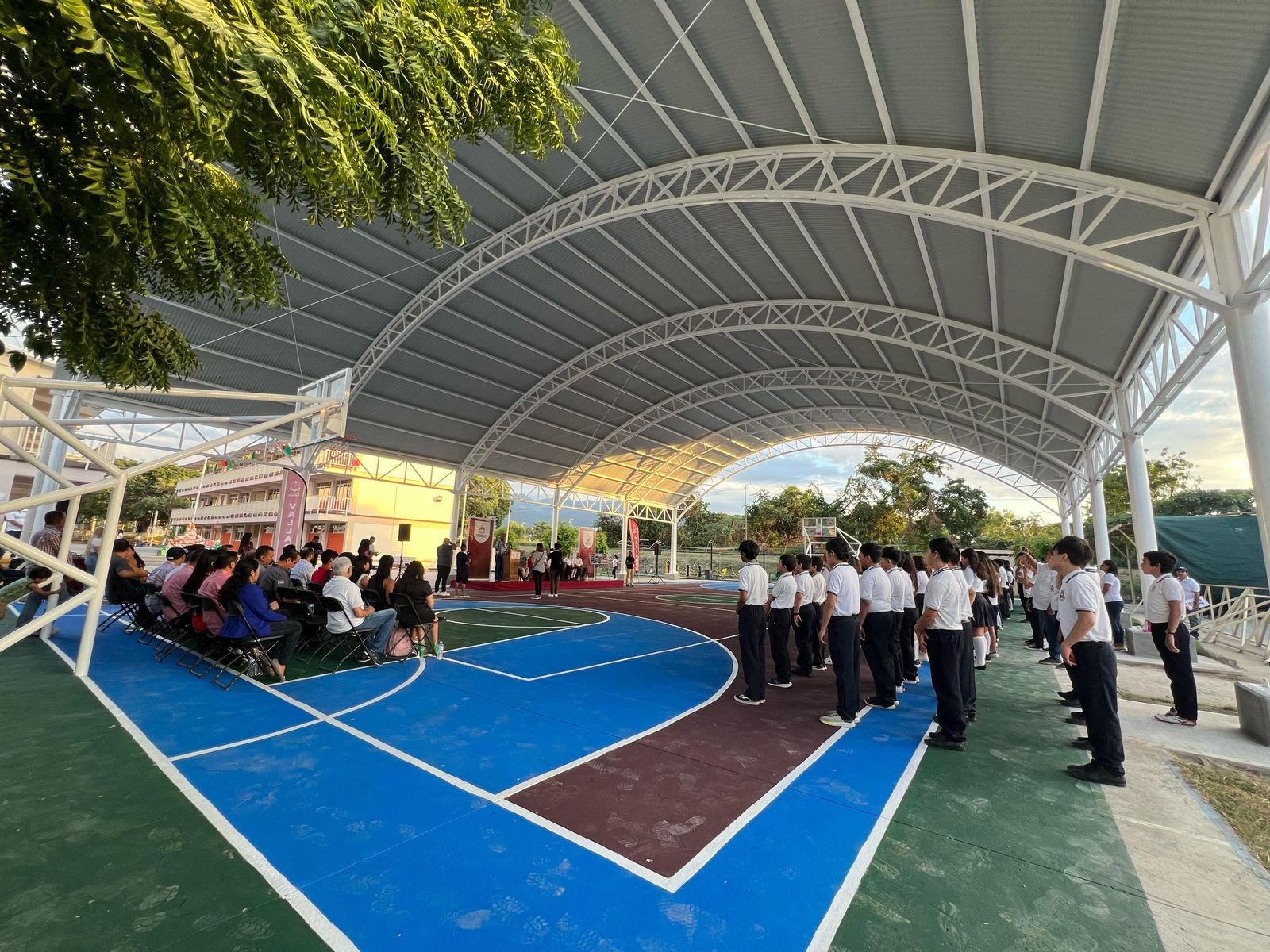 Inauguran domo en patio cívico de Secundaria 15 de Puerto Vallarta ...