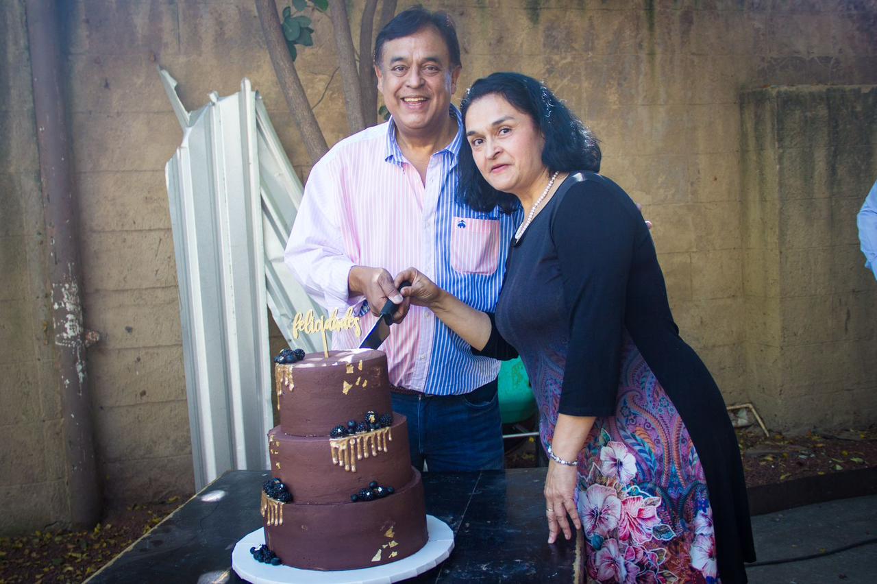 Celebran cumpleaños los hermanos Idolina y Salvador Cosío Gaona ...