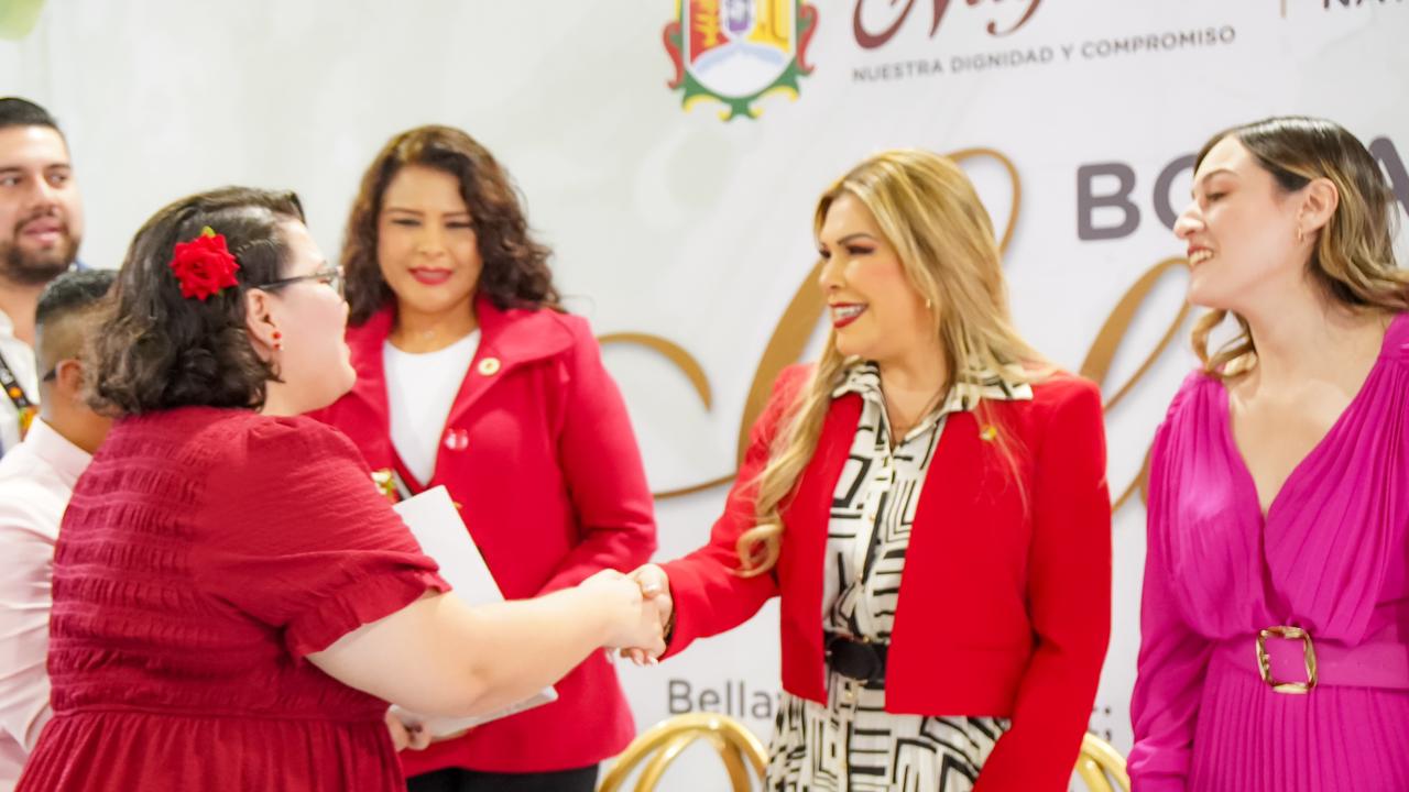 Esperó 17 años para su boda soñada: Conoce la historia de Norma y José ...