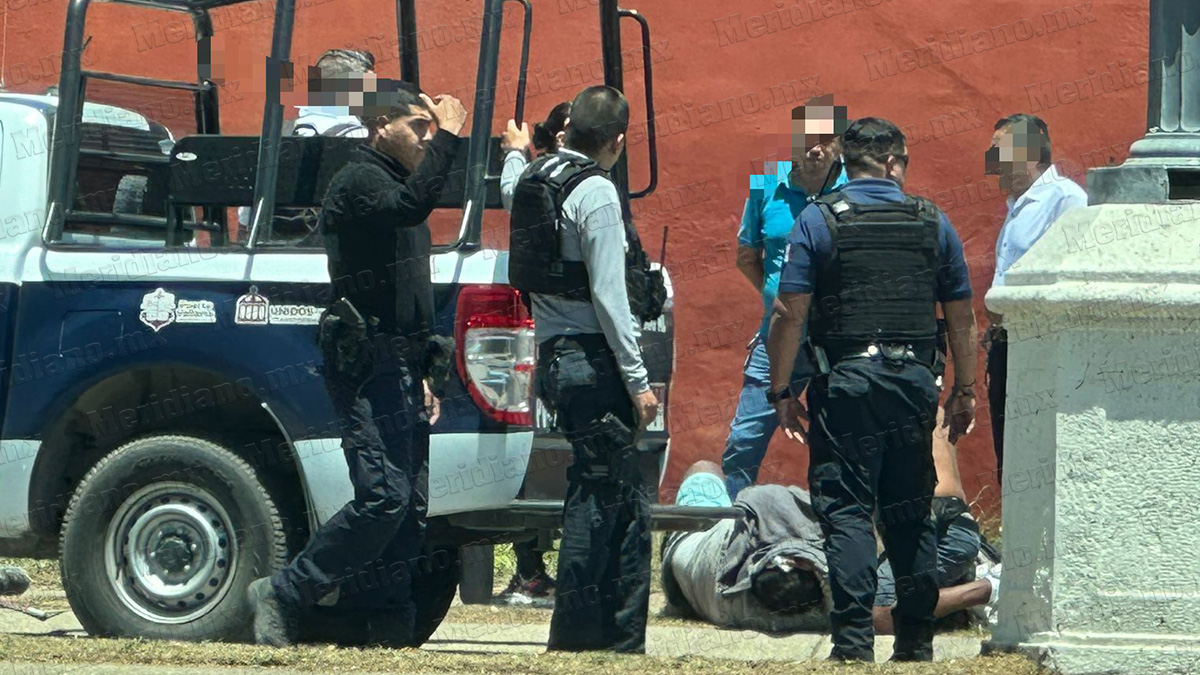Fuerte choque de motociclista en la Jesús Rodríguez Barba | Meridiano.mx