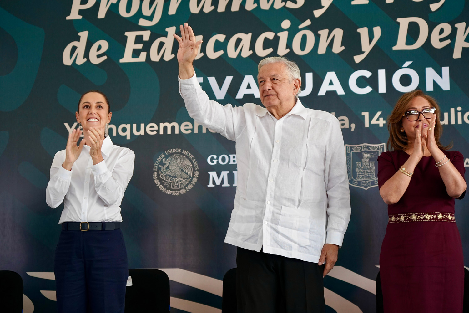 Continuidad del proyecto de la 4T garantiza programas sociales: AMLO ...