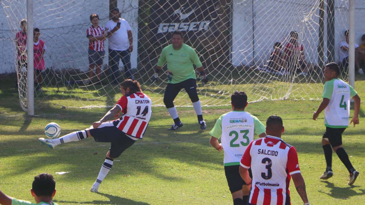 Dejan leyendas de las Chivas y Vallarta un inolvidable encuentro ...