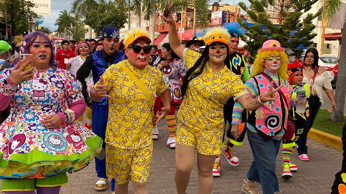 Arranca el Playazo Clown Fest 2025 en Guayabitos | Meridiano.mx