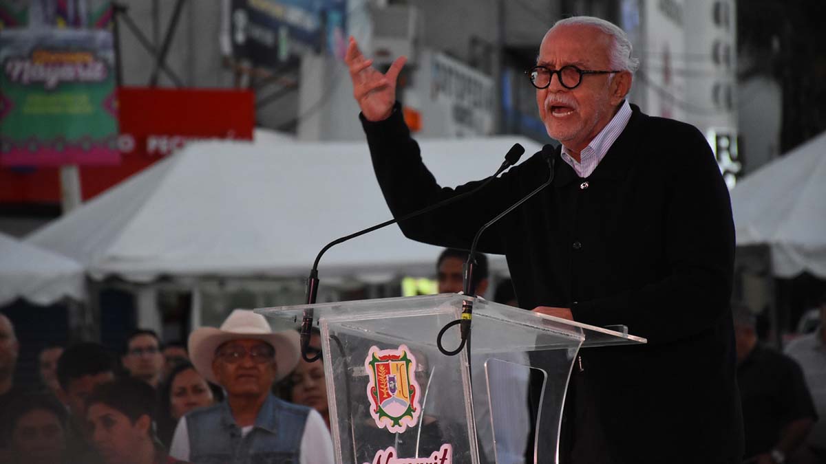 Hacer política y ejercer poder, cosas diferentes | Meridiano.mx